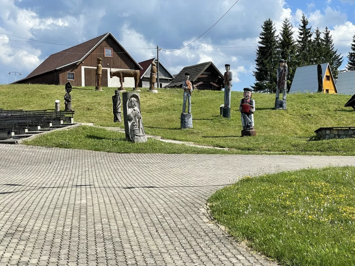 Amfiteáter Východná - Otv.hodiny, Cenník, Parkovanie, Mapa